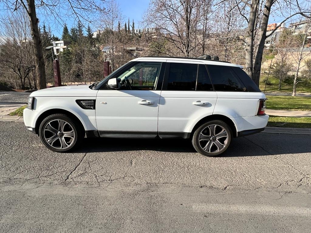 Land Rover Range Rover Sport 3.0 HSE - helpcar.cl