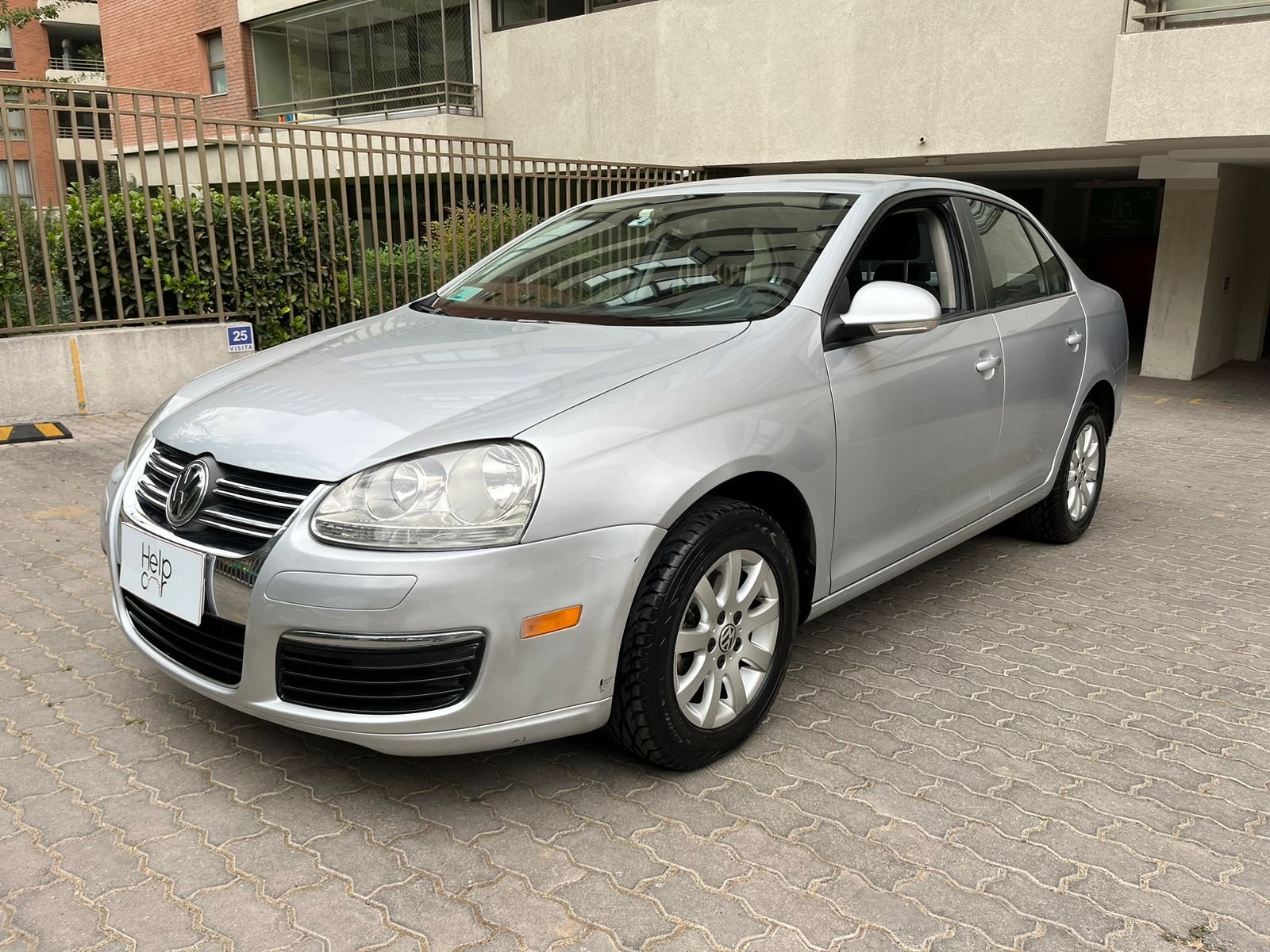 Volkswagen Vento 2.5 Style Aut – helpcar.cl