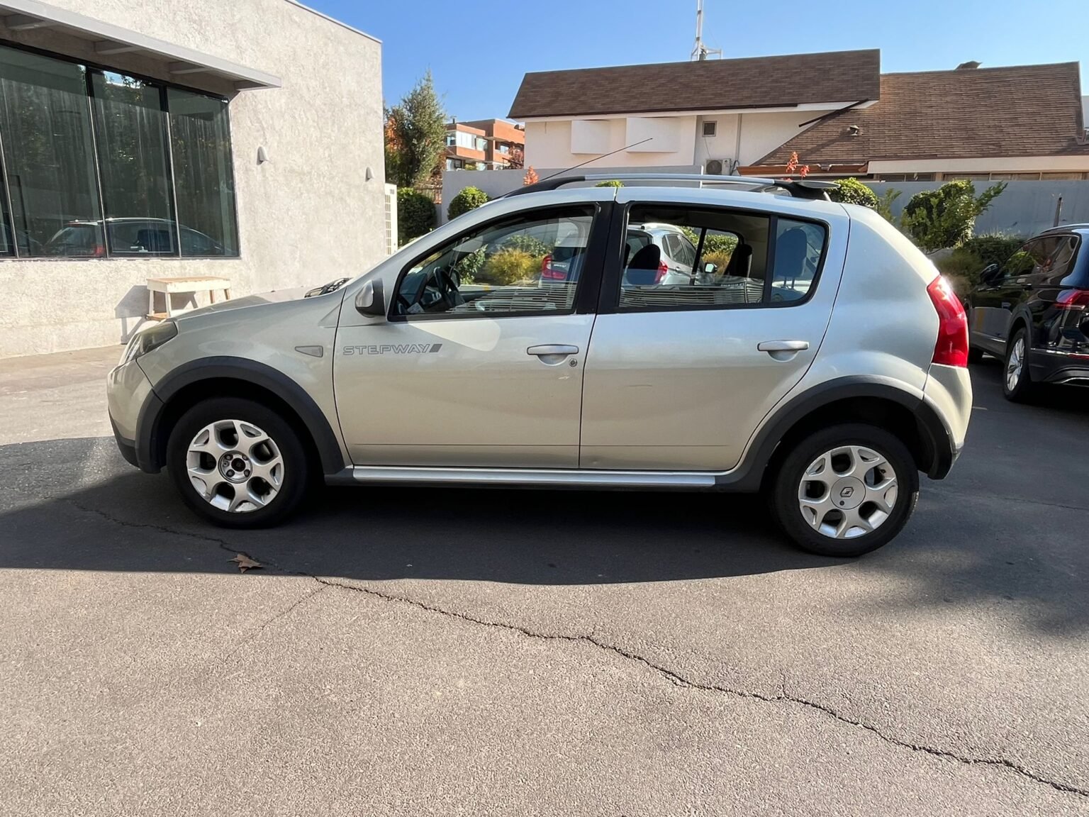 Renault Sandero Stepway Dynamic - helpcar.cl