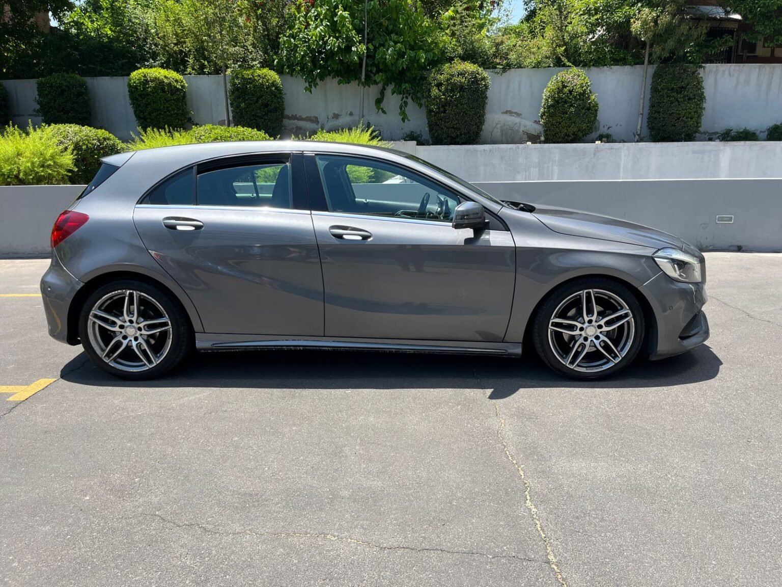 Mercedes Benz A200 HB AT - helpcar.cl
