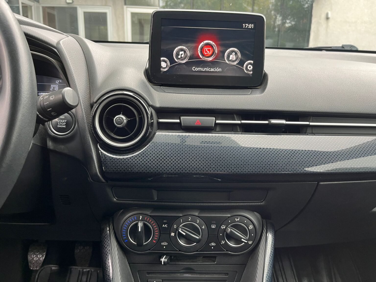 Mazda 2 Sport MT - helpcar.cl